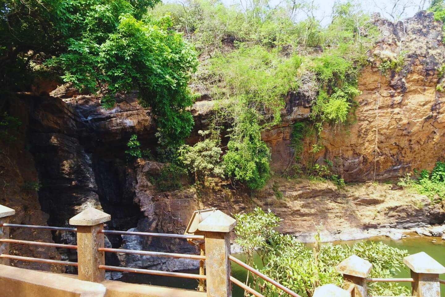 Arvalem Waterfall Goa, India (Timings, Location, Best Time to Visit ...