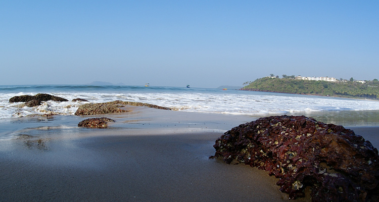 Bogmalo Beach Goa, India (Location, Activities, Night Life, Images ...
