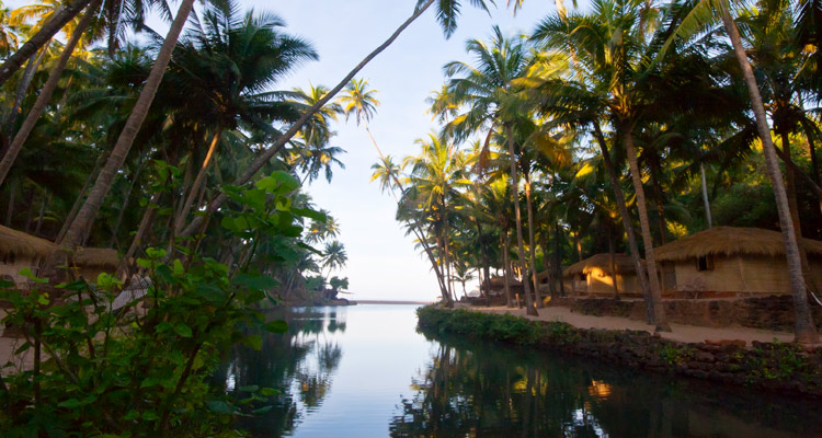 Cola Beach Goa, India (Location, Activities, Night Life, Images, Facts ...