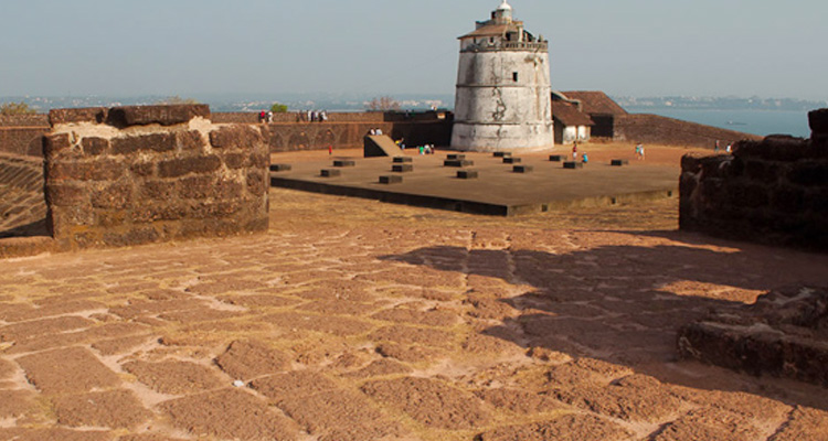 Fort Aguada Goa, India (Entry Fee, Timings, History, Built by, Images ...