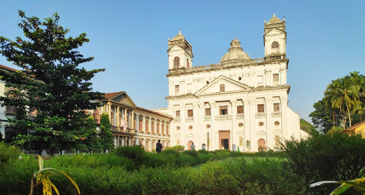 Gateway of the Palace of Yusuf Adil Shah Goa, India (Entry Fee, Timings ...