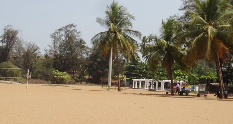 Miramar Beach Goa, India (Location, Activities, Night Life, Images ...