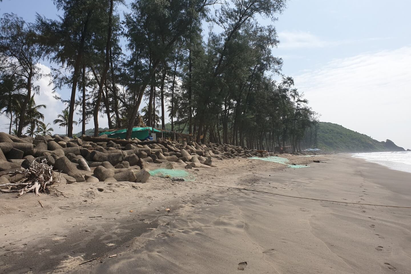 Querim Beach Goa, India (Location, Activities, Night Life, Images ...