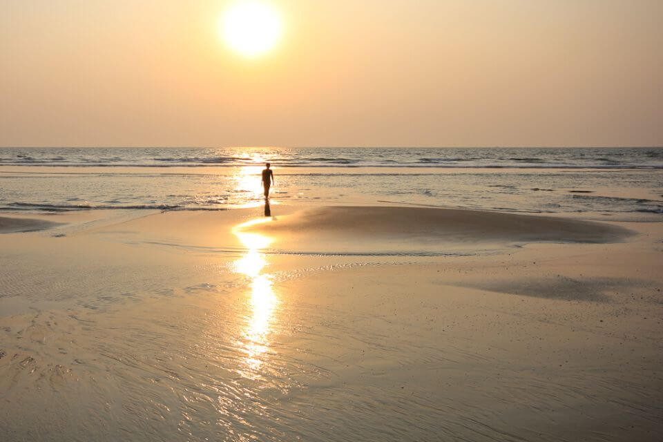 Varca Beach Goa, India (Location, Activities, Night Life, Images, Facts ...
